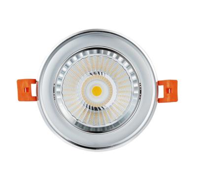 중국 세륨 증명서를 가진 Chrome 크리인 옥수수 속 LED 천장 다운 라이트 디머 블 80 LM/와트 판매용