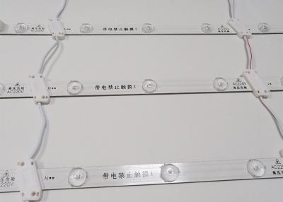 中国 B102 SMD3030 120lm 3000Wの拡散反射器ライト ストリップ 販売のため