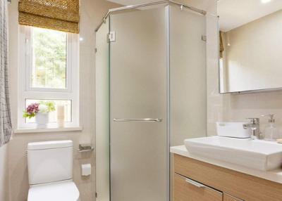 Cina Il vetro glassato decorativo di anti impatto/ha glassato il vetro di sicurezza per il pannello della porta del bagno in vendita