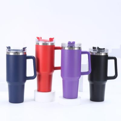 Cina Vehicle Mounted Stainless Vacuum Sealed Bottle Insulated With Screw On Lid Custom Logo in vendita