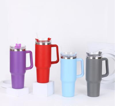 Cina Vehicle Mounted Stainless Vacuum Sealed Bottle Insulated With Screw On Lid Custom Logo in vendita