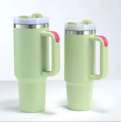 Cina Stainless Steel Vacuum Sports Bottle Water Mug Insulated 40oz In Bulk in vendita