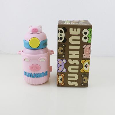 Cina BPA Free 306 Acciaio inossidabile 550ml Termos aspirapolvere Bambini Bambini Flascia di paglia Cartoon Animal Case porta silicone in vendita