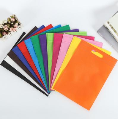 China Groothandel Verschillende grootte Beschikbaar Regenboogkleuren 65gm Milieuvriendelijke herbruikbare niet-geweven cadeautas Te koop