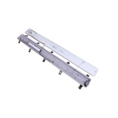 Cina 3500K/4000K/5000K Temperatura del colore Tri Proof luce a LED per industria e commercio in vendita