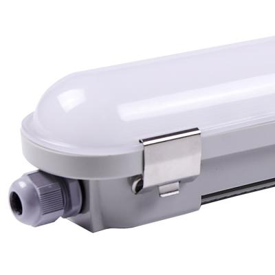 China Instalações industriais de armazenamento a frio IP66 5FT 55W Tri-proof luminárias com sensor à prova de vapor à venda