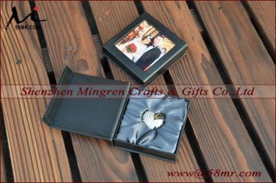 China Fabric Linen Paper Heart Shape Style USB Stick Storage Packaging Gift Box for sale