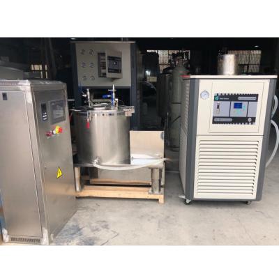 China Cooling Jacketed Extraction Vessel Winterizer Pharmaceutical Commercial Centrifuge Oil Extraction Machine for sale