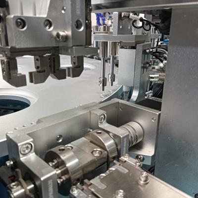 Cina Cappuccio di disinfezione macchina di tappo automatico per bottiglie materiale in acciaio inossidabile OEM in vendita