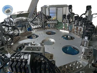 Cina La funzione di ispezione garantisce l'assenza di prodotti difettosi nelle macchine di assemblaggio Euro Cap qualificate in vendita