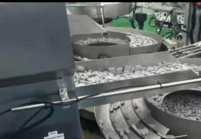 Китай Полностью автоматизированная машина для сборки Euro Cap для внутривенных инфузионных пакетов и бутылок Стабильная производительность фармацевтической упаковки продается