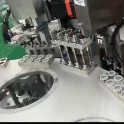 Китай Высокая точность стабильное давление Euro Cap Assembly Machine для фармацевтических продуктов ISO и GMP соответствие продается