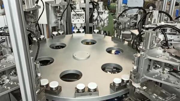 Full Automatic Bottle Cap Screwing Machine With PLC Control System
