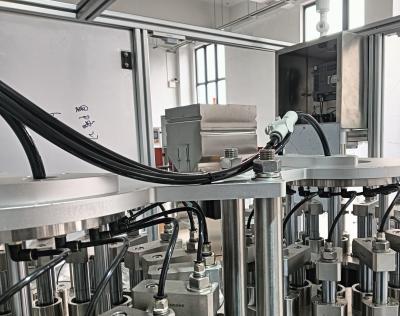 China Stainless Steel And Aluminium Alloy Euro Cap Assembly Machine For GMP Requirements And High Product Qualification Percentage for sale