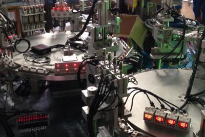 중국 인슐린 바늘 자동 조립 기계 스테인리스 스틸로 만든 높은 운영 속도 판매용