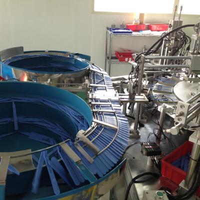 중국 일회용 스칼펠 자동 조립 기계는 고객의 제품에 따라 사용자 정의 될 수 있습니다, 안정적인 성능, 빠른 운영 속도 판매용