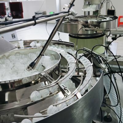 China Máquina mecânica de montagem de tampa de anel de puxa única Alta flexibilidade à venda