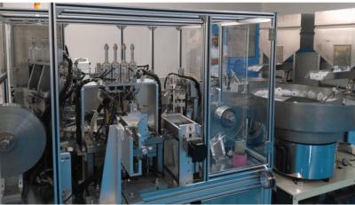 Китай Нержавеющая сталь Euro Cap Assembly Machine с независимым источником привода ISO и GMP продается