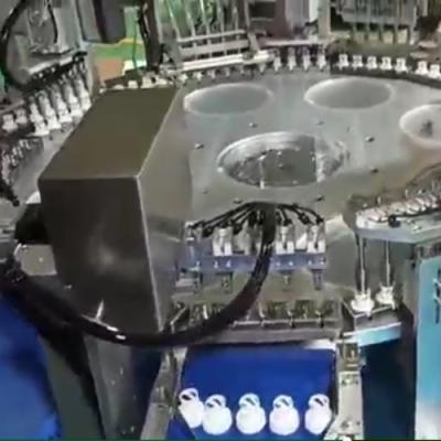 Cina Macchina automatica per l'assemblaggio di tappi, carta sigillante, gel di silice essiccante, con funzione di conteggio automatico in vendita