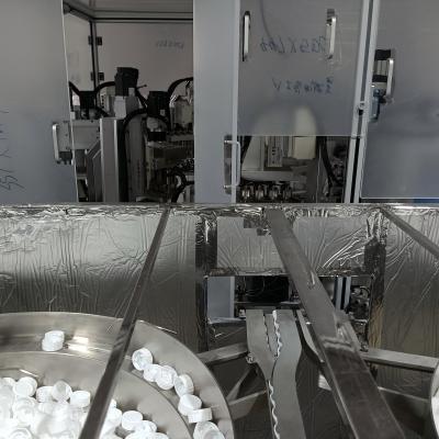 中国 タッチスクリーンと周波数変換を備えたヘリキャップ組立機 販売のため