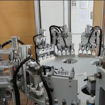 중국 제약용 고용량 제습제 캡 조립기 (자동 계수 및 서보 모터 포함) 판매용