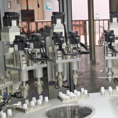 중국 220V 50/60Hz 주스 캡 및 젤리 캡 자동 조립기 (만족도 99%) 판매용