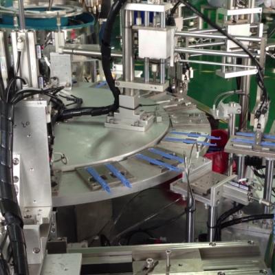 중국 높은 생산 용량 외과 기구용 진공 흡수 및 자동 검출을 갖춘 일회용 스칼펠 조립 기계 판매용