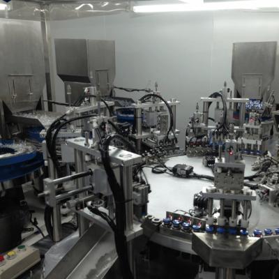 중국 99% 합격률 및 시간당 8000-15000개 속도의 완전 자동 IV 백 스파이크 포트 조립기 판매용