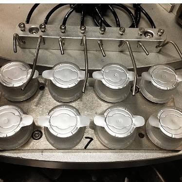 China GMP Compliant Euro Cap Assembly Machine with 99% Qualified Rate and 1500-8500pcs/hr Efficiency for sale
