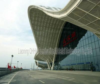 China UV Resistant Prefabricated Steel Structures Large Span Prefab Bus / Train Station for sale