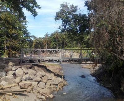 China Prefab Portable Temporary Bailey Bridge Metal Construction Easy Assembly for sale