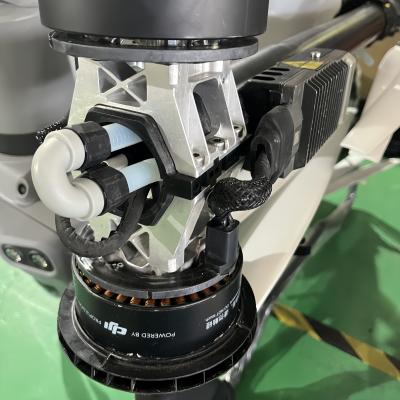 China Dji T50 T70 T100 Agricultural Spraying Drone Original Global Version for sale