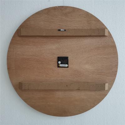 Cina Orologi di legno decorativi di Motivity del quarzo lavorato d'annata dell'orologio di parete in vendita