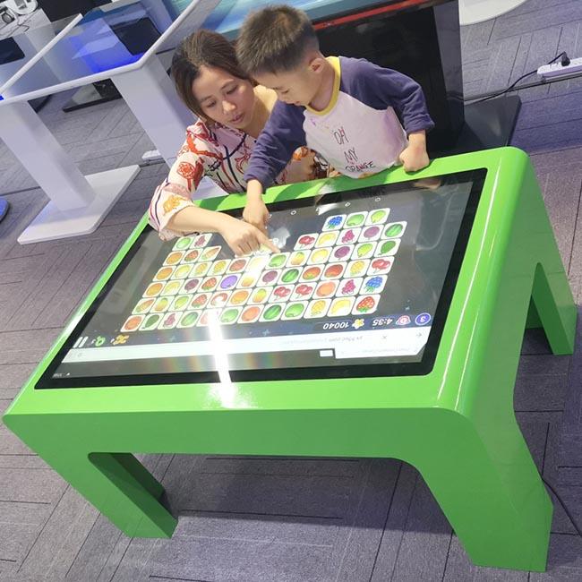 43inch de interactieve Slimme Lijst van het Touch screenspel voor het Systeem van /Andiord van Schoolvensters