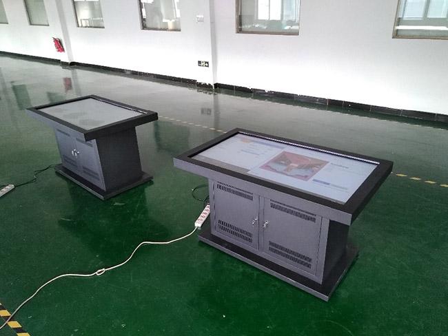 Android / Windows LCD Interactive Multi Touch Smart Game Coffee Table For Shop / KTV / Bar / Restaurant 