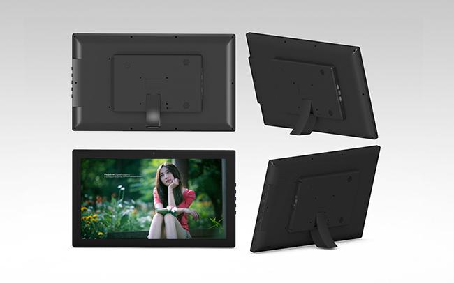 digital picture frame with clock