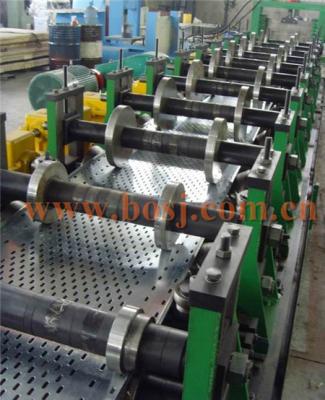 Cina Rullo trasportatore perforato automatico del cavo dell'acciaio inossidabile che forma macchina con il sistema dello SpA di SIEMENS in vendita