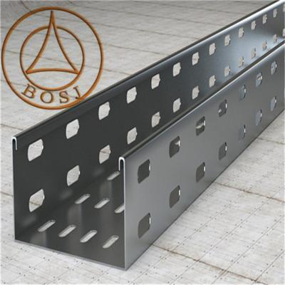 Cina Macchina d'acciaio galvanizzata completamente automatica del vano per cavi con la perforazione idraulica in vendita