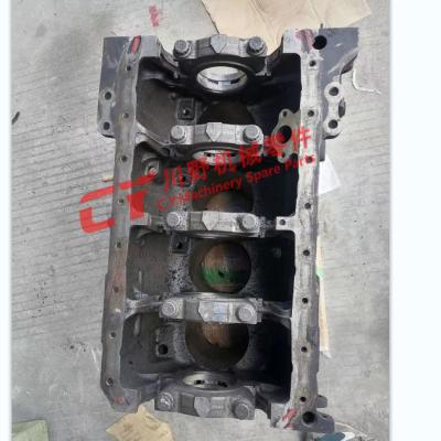 中国 11401-E0702 4シリンダー エンジン ブロックJ05C SK200-8の掘削機のシリンダ ブロック 販売のため