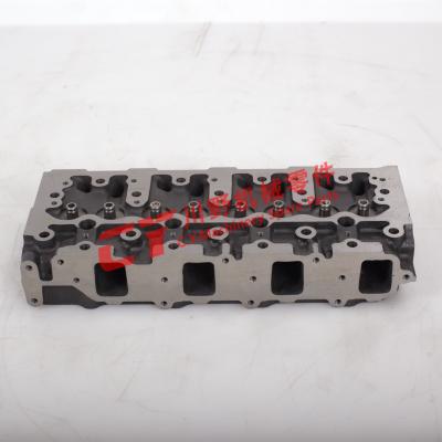 China Cabeça de cilindro diesel de PC55 4TNV84 4TNV88 4D88 com a válvula 4 à venda