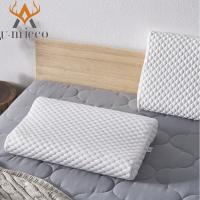 China Square Breathable Hypoallergenic Soft Down Alternative Pillow for sale