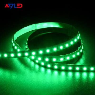 Cina Flessibile SMD3528 LED Light Strip 120 LED/M 5M/Reel Cuttable Tape per la decorazione domestica in vendita