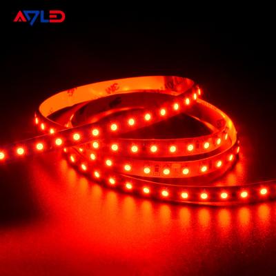 Cina Flessibile SMD3528 LED Light Strip 120 LED/M 5M/Reel Cuttable Tape per la decorazione domestica in vendita