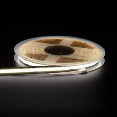 Cina 640led/M COB CCT Led Strip Light 3000K a 6500K Temperatura del colore DC24V IP20/IP65 in vendita