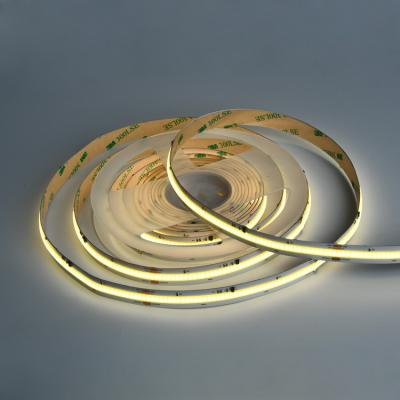 Cina DC24V Pure White Digital 420LEDS COB Strip Light con temperatura di colore 6500K IP20 in vendita