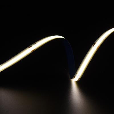 Cina Flessibile COB LED Strip Light con 320 LED in 3000K 4000K o 6500K CE e RoHS certificato 24V o 12V in vendita