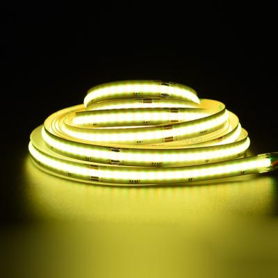 China RGB COB LED Strip 24V 630LEDs/M Alta densidade Soft Flexible COB RGB LED Light à venda