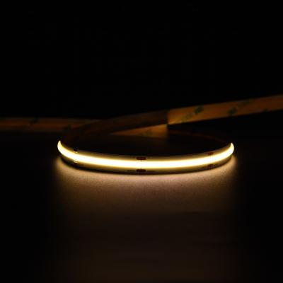 China Nenhuma unidade mínima de corte Lâmina de LED COB branca quente 14W/M 5M por rolo 1400LM/M à venda