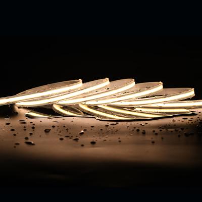 Cina 8 mm di larghezza PCB Flessibile COB LED Light Strips con 480 LED e CE RoHS UL Certification in vendita