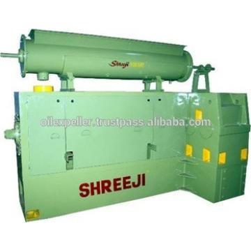 China Cold pressed palm kernel peanut sesame seed oil expeller machine worm shaft natural colour for sale